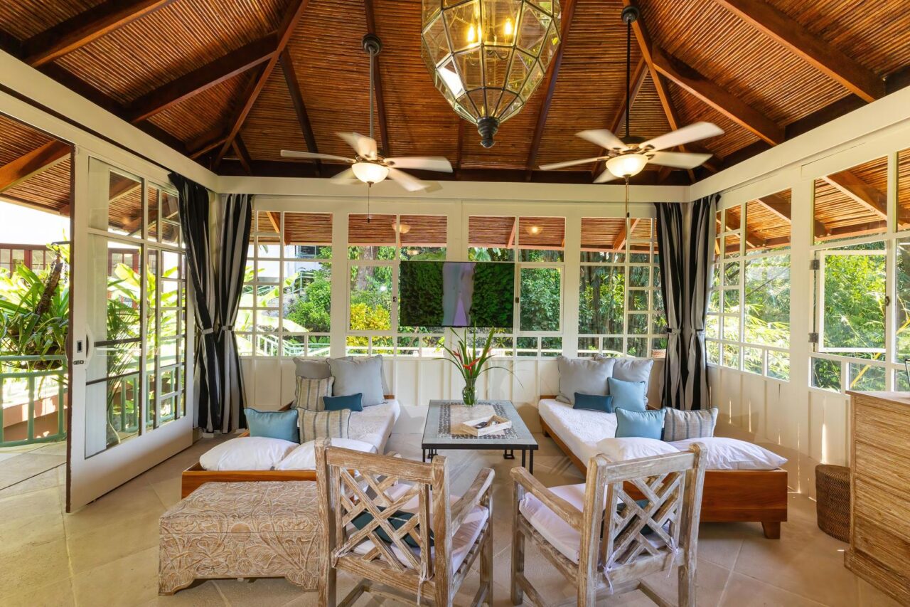 Manuel Antonio Vacation Villa with Ocean Views and 2 Pools